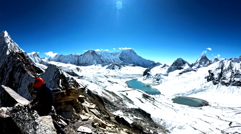Amphu Lapcha Pass via Mera Peak 21 days best adventure