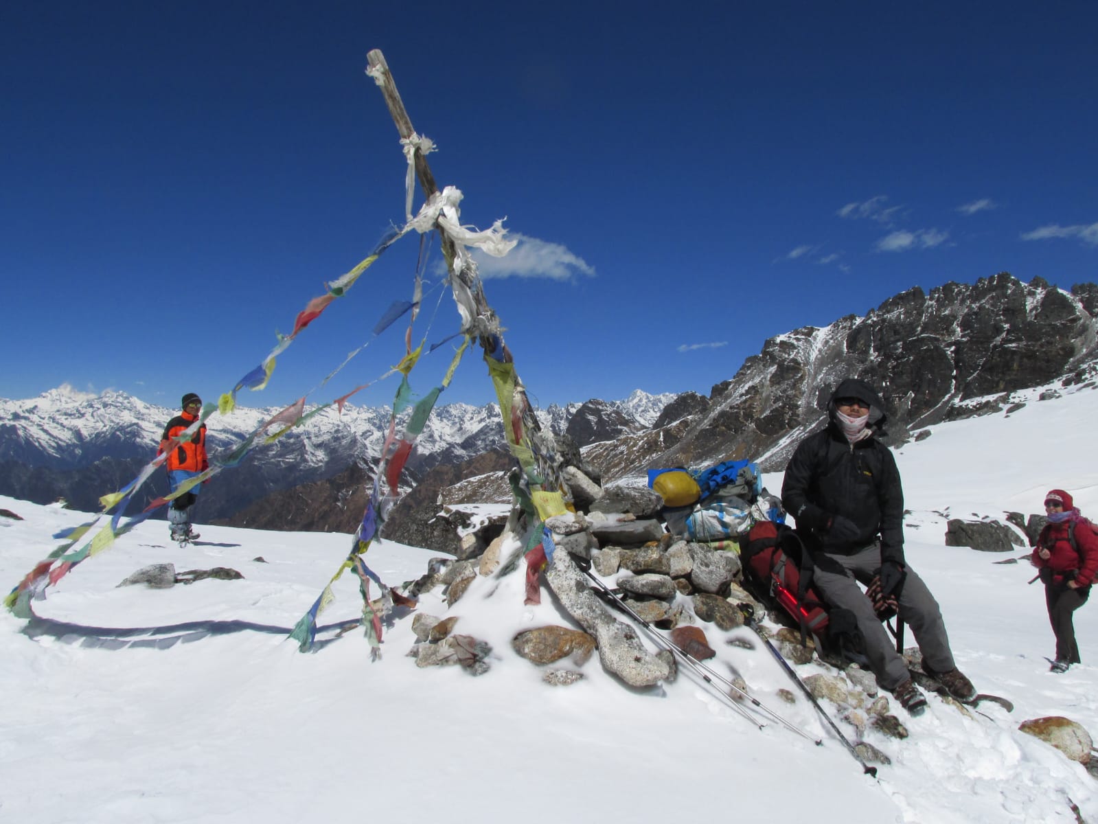Kanchenjunga Trek via Selele Pass 20 Days Best Package, Cost